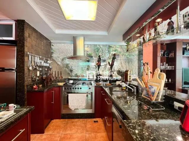 Casa / Sobrado para Venda em Nova Friburgo/RJ Braunes 3 Quartos