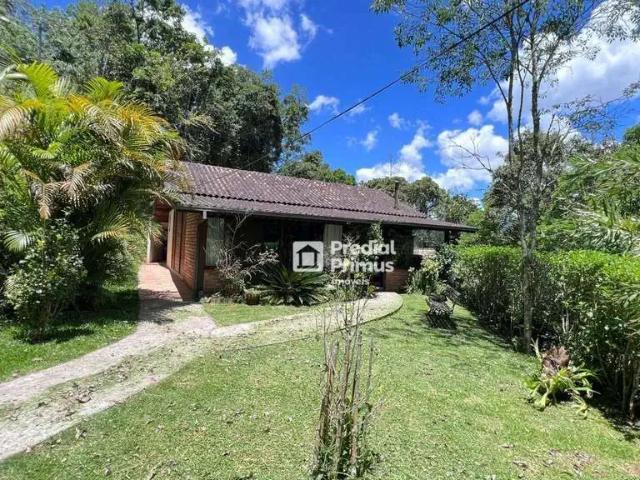 Casa / Sobrado para Venda em Nova Friburgo/RJ Mury 5 Quartos