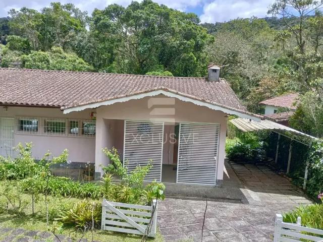 Casa / Sobrado para Venda em Nova Friburgo/RJ Mury 3 Quartos
