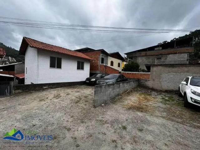 Casa / Sobrado para Venda em Nova Friburgo/RJ Nova Suíça 2 Quartos