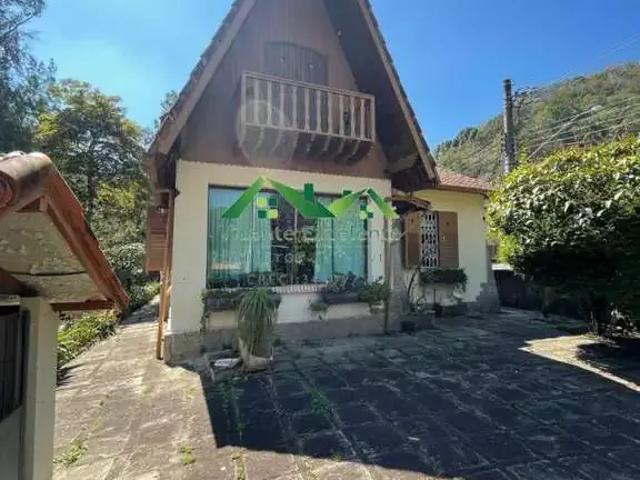 Casa / Sobrado para Venda em Nova Friburgo/RJ Ponte da Saudade 4 Quartos