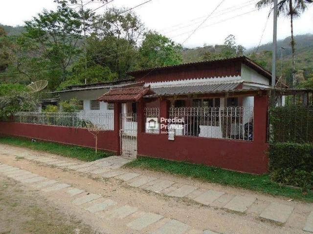 Casa / Sobrado para Venda em Nova Friburgo/RJ Parque Dom João VI 4 Quartos