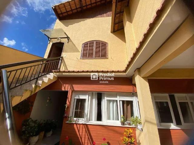 Casa / Sobrado para Venda em Nova Friburgo/RJ Perissê 7 Quartos