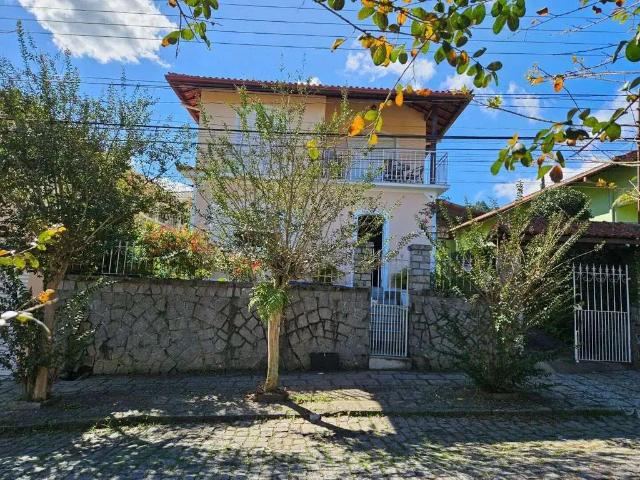 Casa / Sobrado para Venda em Nova Friburgo/RJ Vila Guarani 4 Quartos