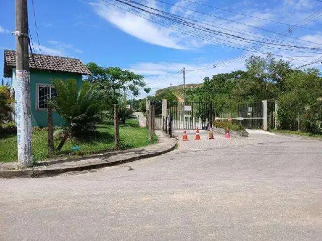 Casa / Sobrado para Venda em Nova Iguaçu/RJ Marapicu 2 Quartos