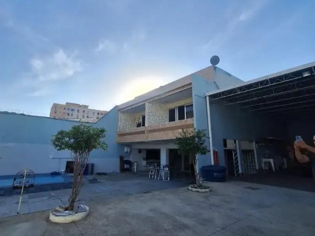 Casa / Sobrado para Venda em Nova Iguaçu/RJ Maria da Luz 4 Quartos