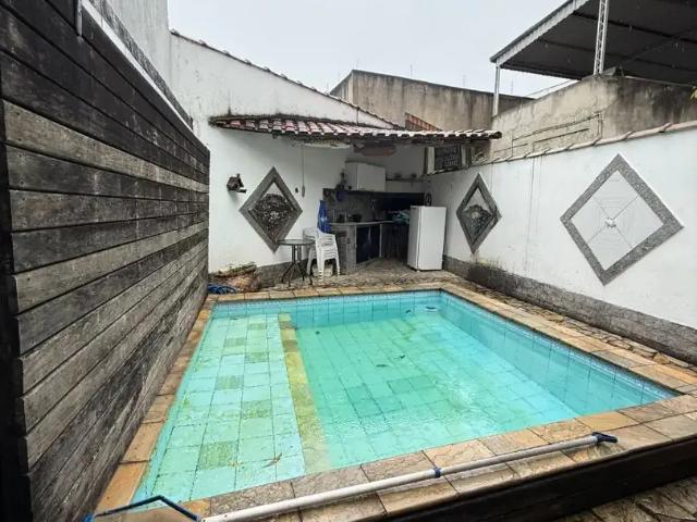 Casa / Sobrado para Venda em Nova Iguaçu/RJ Maria da Luz 2 Quartos