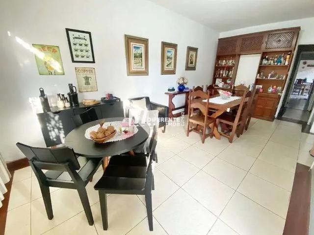 Casa / Sobrado para Venda em Nova Iguaçu/RJ Moqueta 3 Quartos