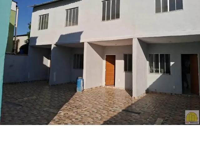 Casa / Sobrado para Venda em Nova Iguaçu/RJ Cerâmica 2 Quartos