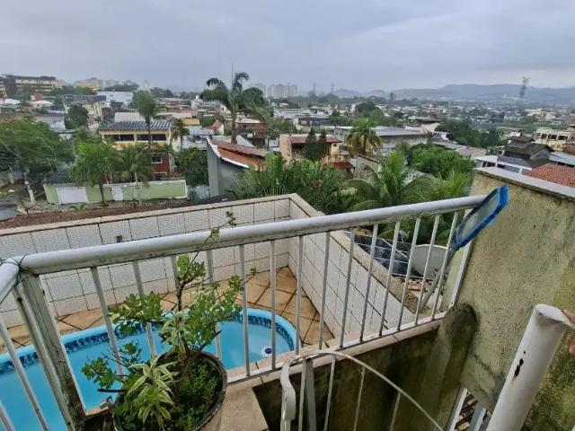 Casa / Sobrado para Venda em Nova Iguaçu/RJ Da Luz 4 Quartos