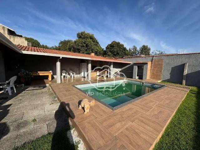 Casa / Sobrado para Venda em Nova Iguaçu/RJ Km 32 3 Quartos