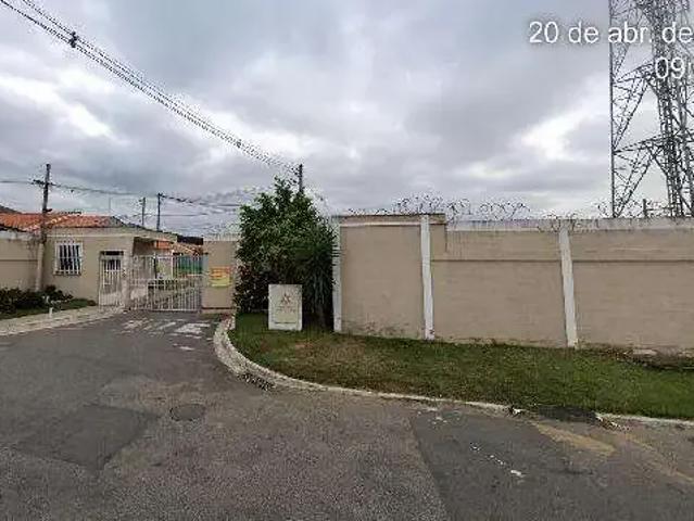 Casa / Sobrado para Venda em Nova Iguaçu/RJ Palhada 2 Quartos