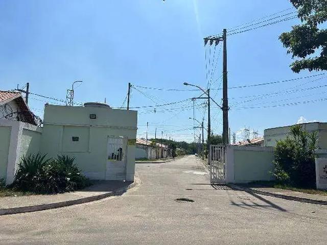 Casa / Sobrado para Venda em Nova Iguaçu/RJ Palhada 2 Quartos