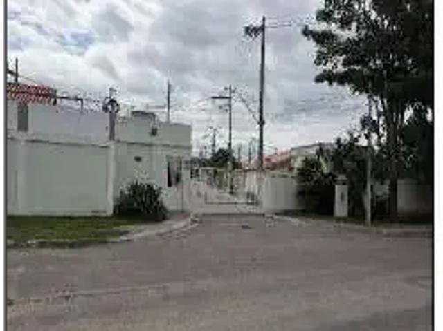 Casa / Sobrado para Venda em Nova Iguaçu/RJ Palhada 2 Quartos