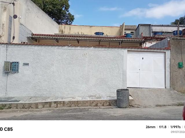 Casa / Sobrado para Venda em Nova Iguaçu/RJ São Benedito 2 Quartos