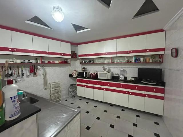 Casa / Sobrado para Venda em Nova Iguaçu/RJ Silvania 4 Quartos