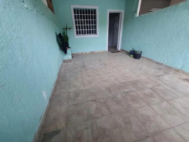 Casa / Sobrado para Venda em Nova Iguaçu/RJ Valverde 2 Quartos