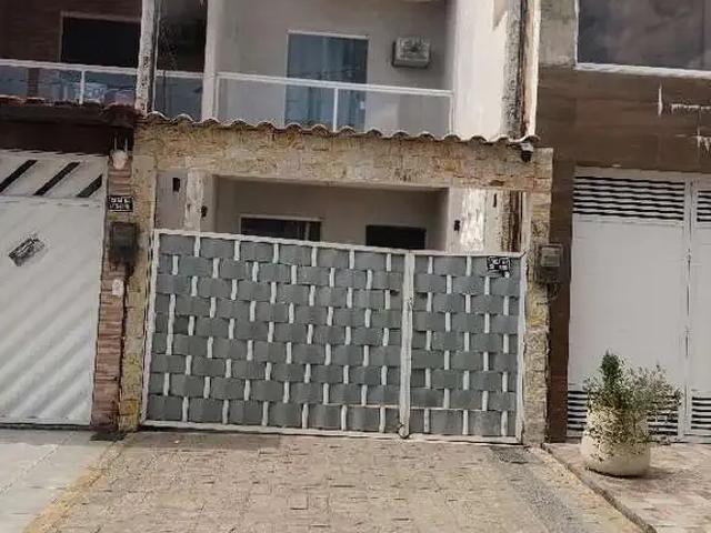 Casa / Sobrado para Venda em Nova Iguaçu/RJ Valverde 2 Quartos