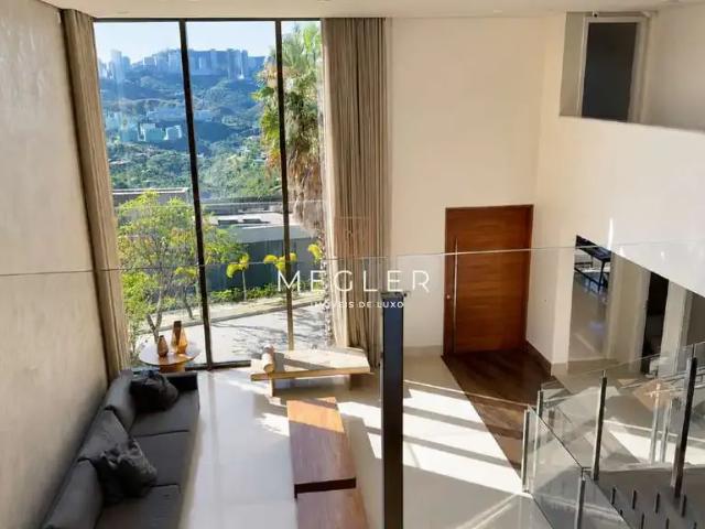 Casa / Sobrado para Venda em Nova Lima/MG Vale dos Cristais 4 Quartos