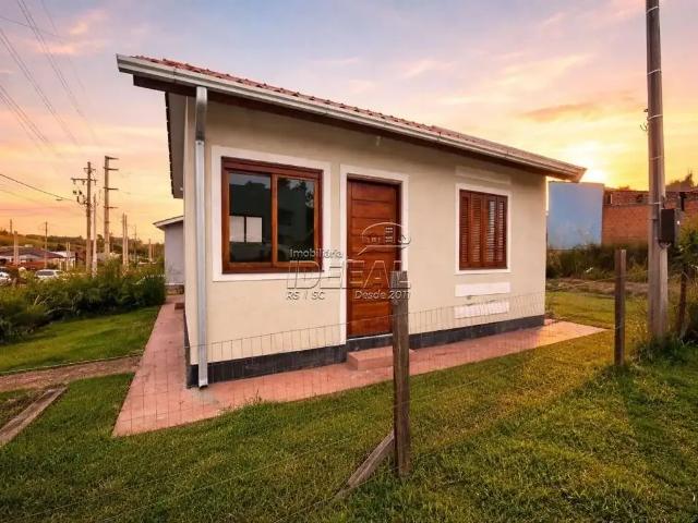 Casa / Sobrado para Venda em Nova Santa Rita/RS Berto Círio 2 Quartos