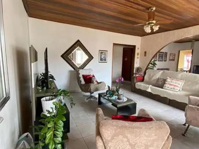 Casa / Sobrado para Venda em Nova Santa Rita/RS Berto Círio 3 Quartos