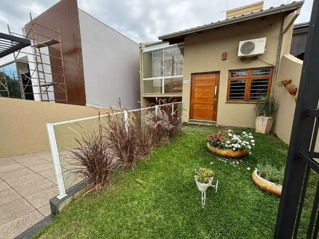 Casa / Sobrado para Venda em Nova Santa Rita/RS California 3 Quartos
