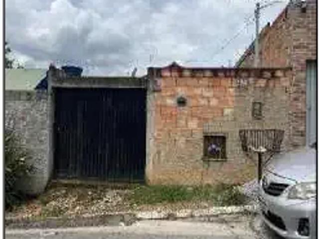 Casa / Sobrado para Venda em Nova Serrana/MG José Batista Filho 2 Quartos
