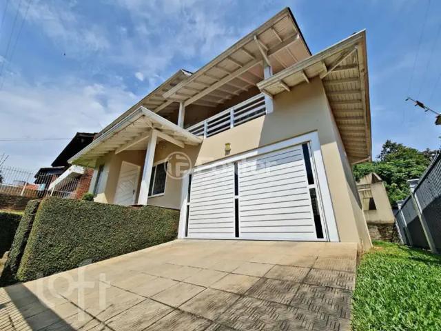 Casa / Sobrado para Venda em Novo Hamburgo/RS Canudos 3 Quartos