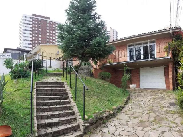 Casa / Sobrado para Venda em Novo Hamburgo/RS Centro 4 Quartos