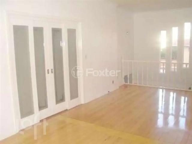 Casa / Sobrado para Venda em Novo Hamburgo/RS Centro 5 Quartos