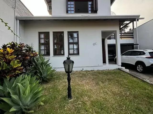 Casa / Sobrado para Venda em Novo Hamburgo/RS Hamburgo Velho 3 Quartos