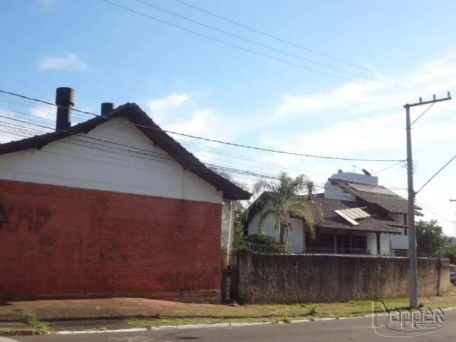 Casa / Sobrado para Venda em Novo Hamburgo/RS Industrial 3 Quartos