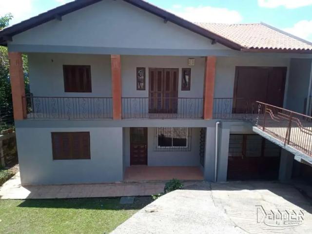 Casa / Sobrado para Venda em Novo Hamburgo/RS Ideal 4 Quartos