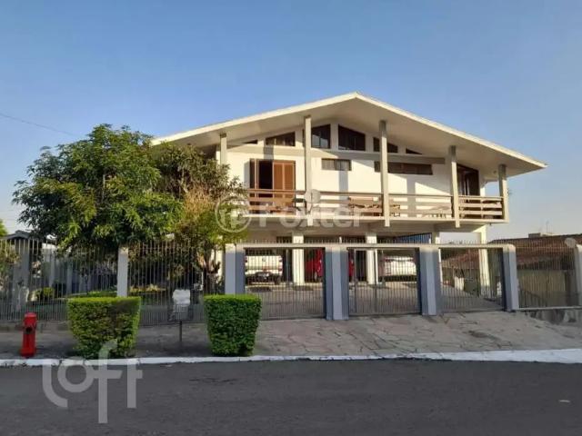 Casa / Sobrado para Venda em Novo Hamburgo/RS Ideal 4 Quartos