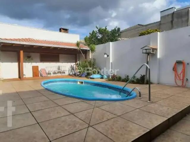 Casa / Sobrado para Venda em Novo Hamburgo/RS Ideal 5 Quartos