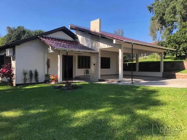 Casa / Sobrado para Venda em Novo Hamburgo/RS Lomba Grande 3 Quartos