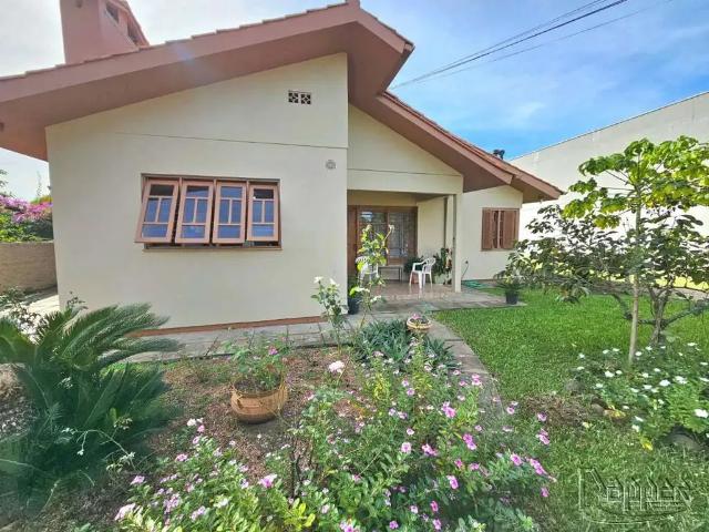 Casa / Sobrado para Venda em Novo Hamburgo/RS Pátria Nova 4 Quartos