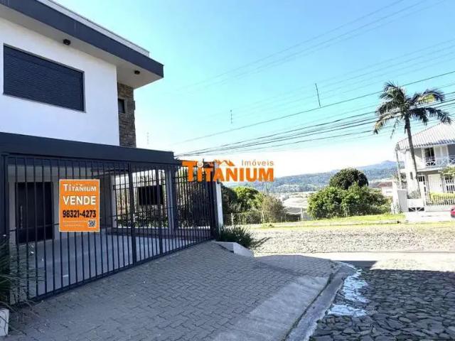 Casa / Sobrado para Venda em Novo Hamburgo/RS Petrópolis 3 Quartos