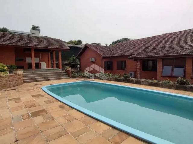 Casa / Sobrado para Venda em Novo Hamburgo/RS Primavera 3 Quartos