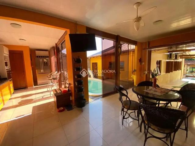 Casa / Sobrado para Venda em Novo Hamburgo/RS Rondônia 3 Quartos