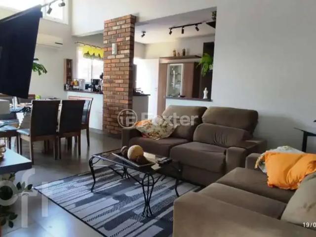 Casa / Sobrado para Venda em Novo Hamburgo/RS Rincão 4 Quartos