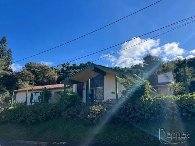 Casa / Sobrado para Venda em Novo Hamburgo/RS Vila Nova 5 Quartos