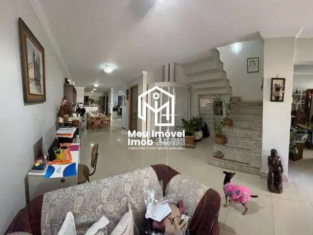 Casa / Sobrado para Venda em Núcleo Bandeirante/DF Centro 4 Quartos