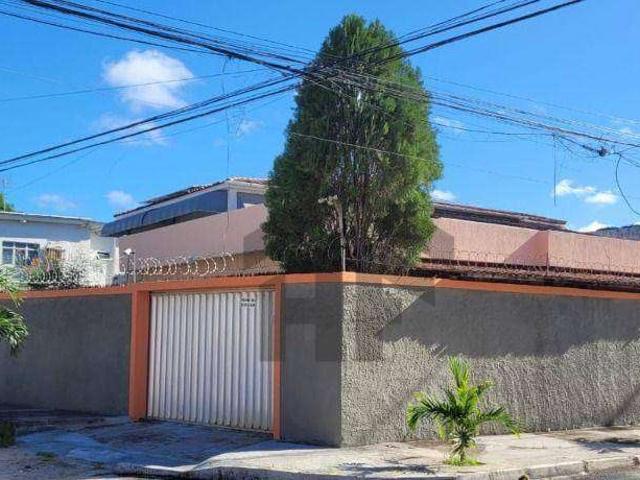 Casa / Sobrado para Venda em Olinda/PE Casa Caiada 4 Quartos