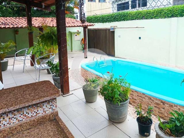 Casa / Sobrado para Venda em Olinda/PE Fragoso 4 Quartos