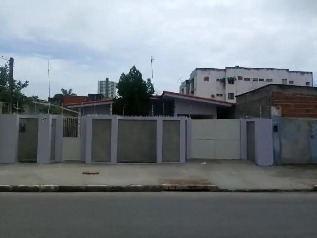 Casa / Sobrado para Venda em Olinda/PE Jardim Atlântico 4 Quartos