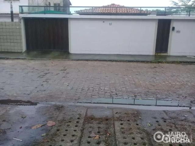 Casa / Sobrado para Venda em Olinda/PE Jardim Brasil 3 Quartos