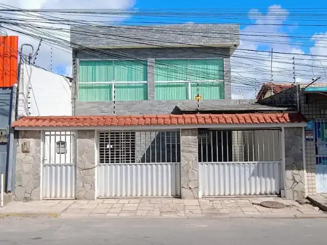 Casa / Sobrado para Venda em Olinda/PE Rio Doce 4 Quartos