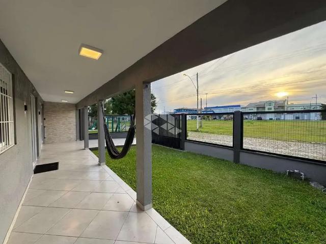 Casa / Sobrado para Venda em Osório/RS Atlântida Sul Distrito 2 Quartos