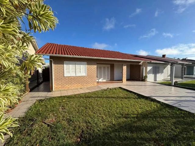 Casa / Sobrado para Venda em Osório/RS Atlântida Sul Distrito 2 Quartos